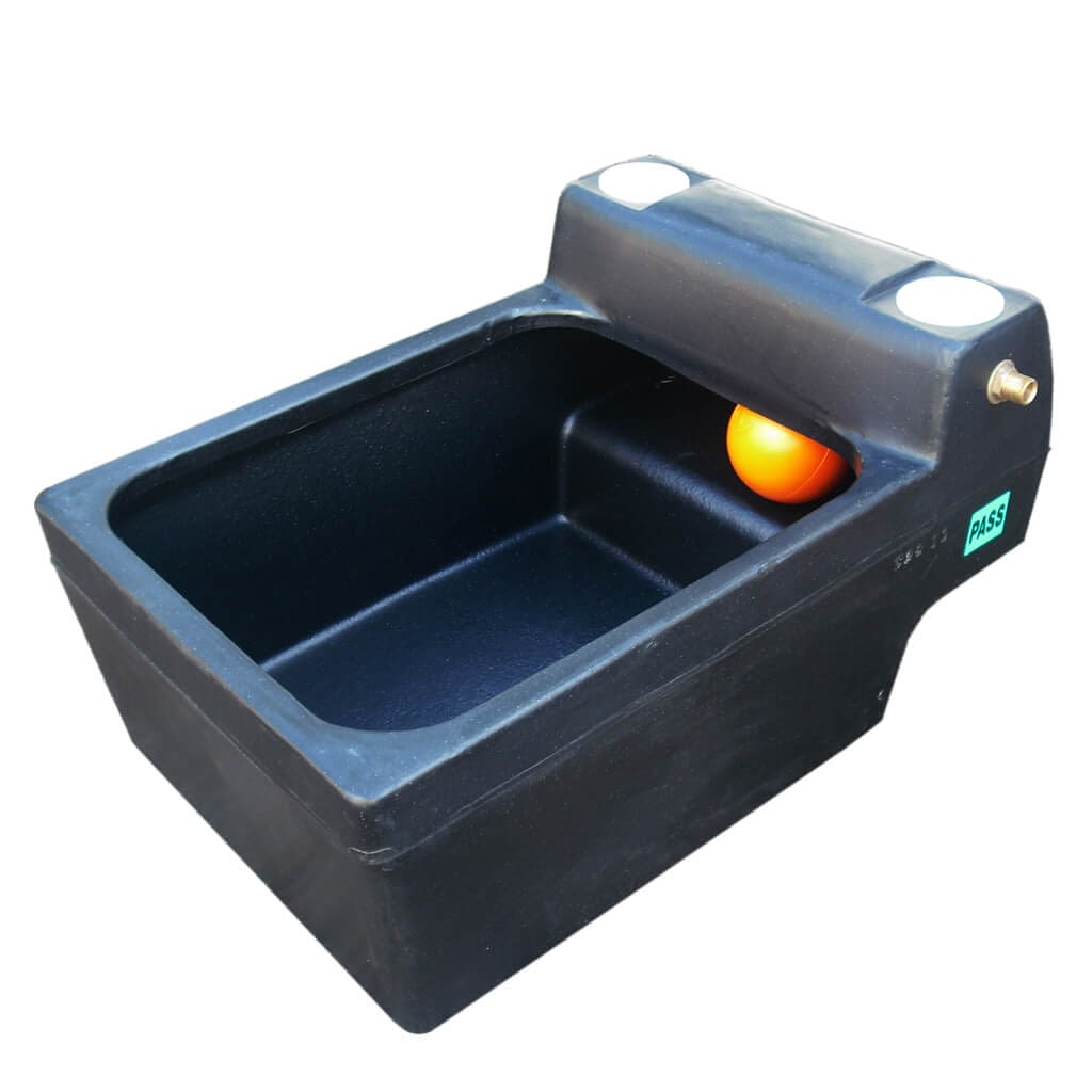 Livestock Drinkers For Cattle, Horses And Sheep - SFS Plastics